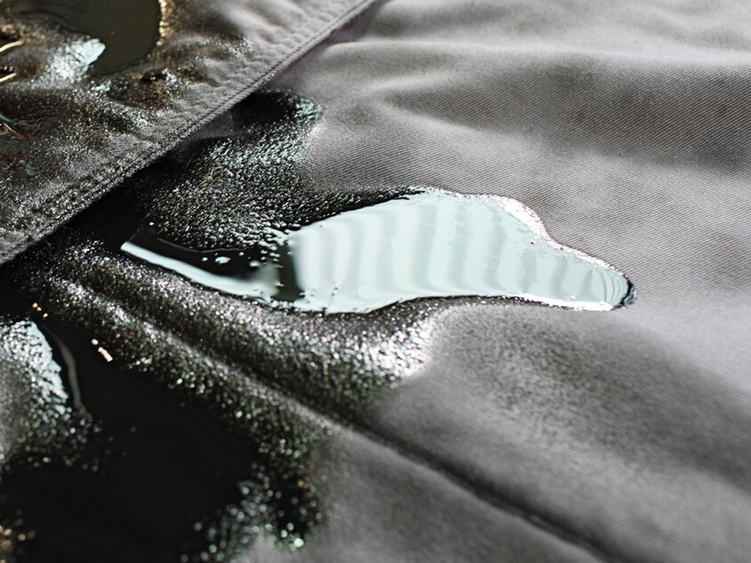 Metal Engineering - Industrial cleaning wipes and oil-absorption mats